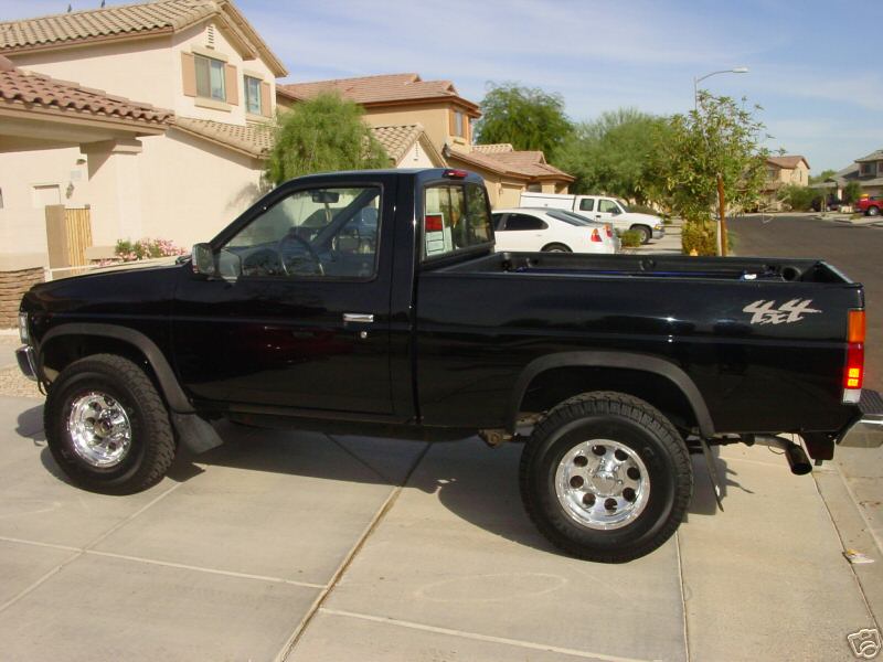 Nissan King Cab technical specifications and fuel economy